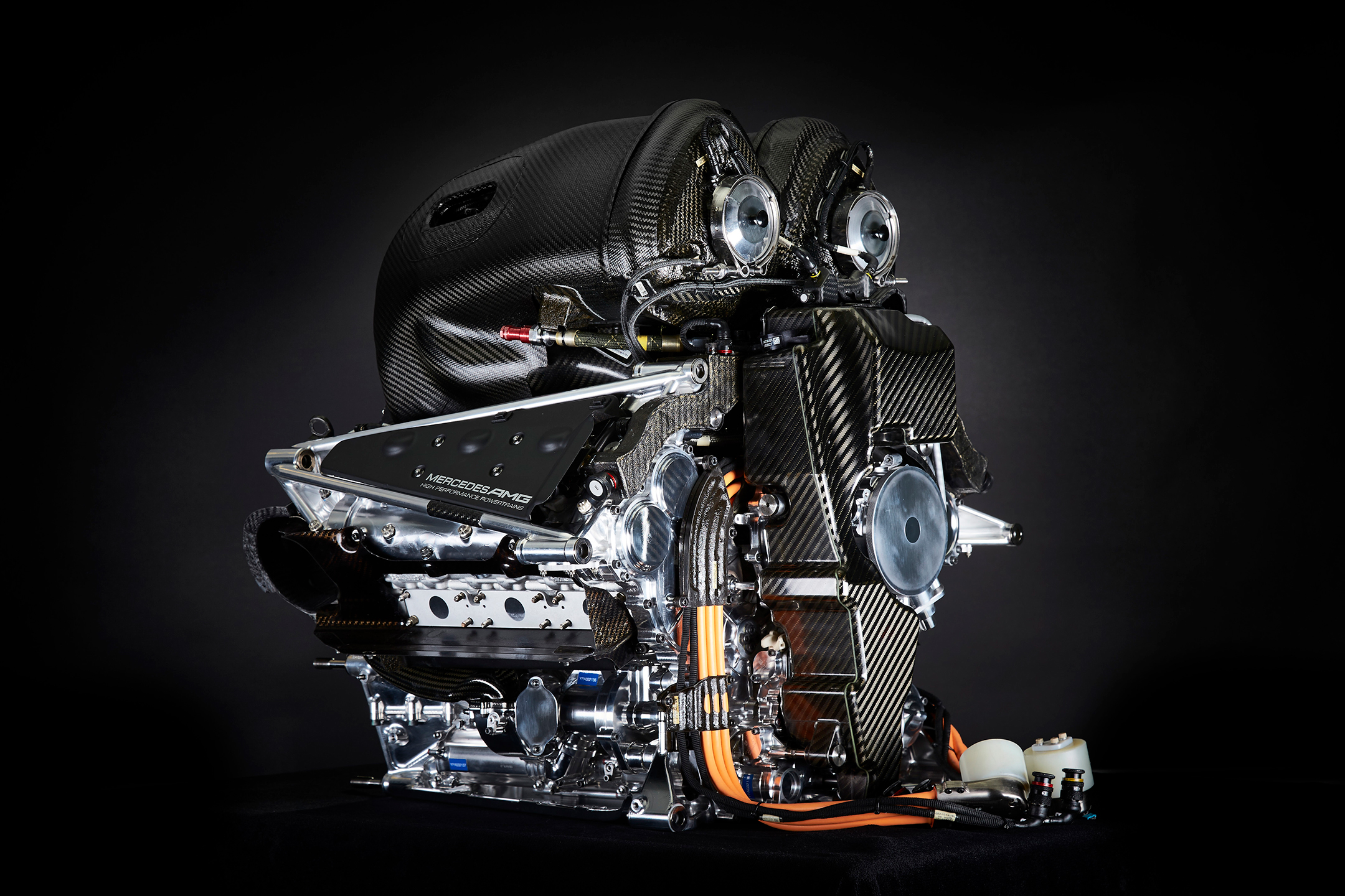 Mercedes F1 W12 – flyinglap